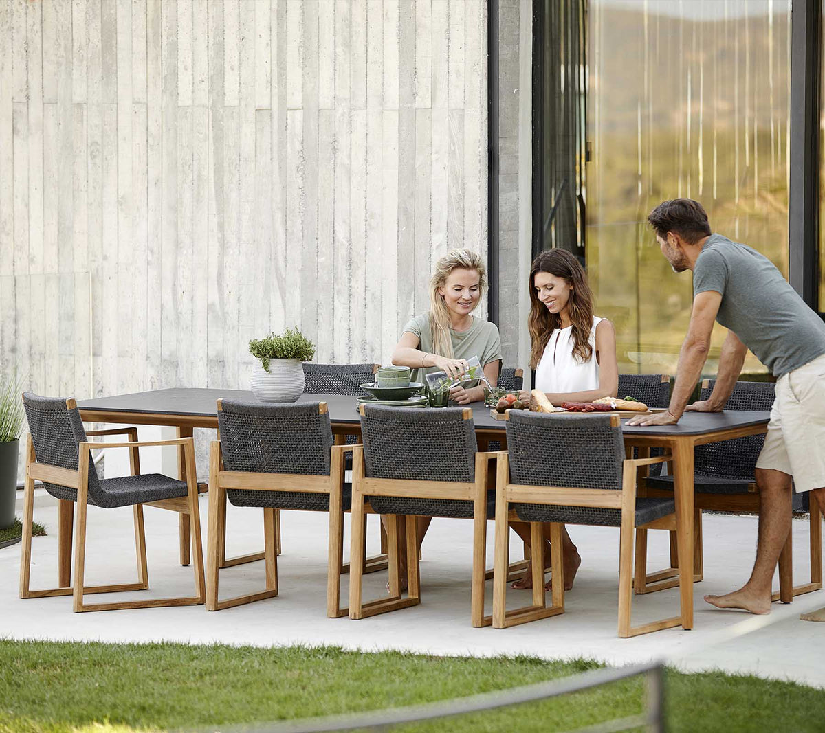 Cane-line Endless chair - Exclusive Danish design furniture – Cane-line.com